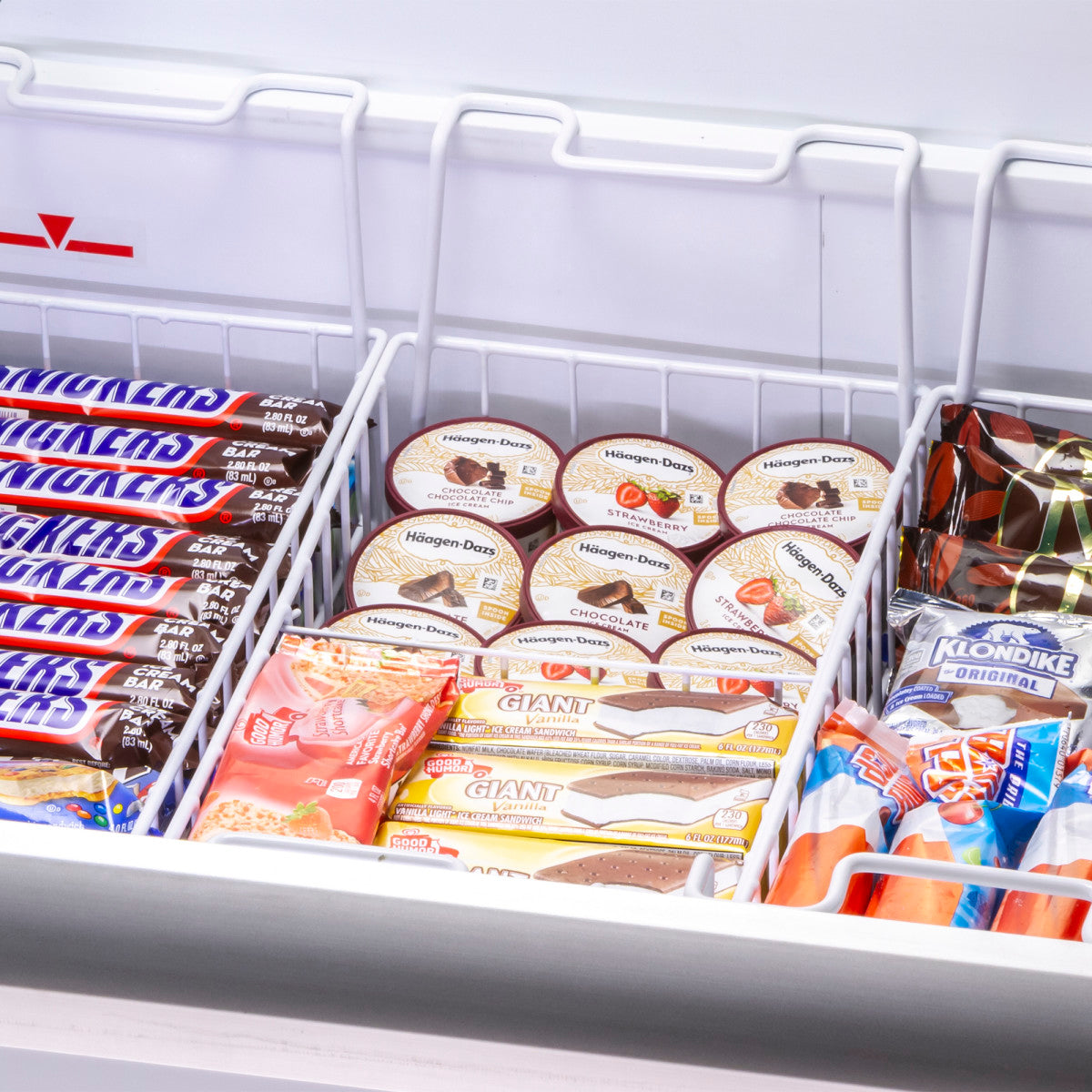 Maxx Cold X-Series Curved Glass Top Mobile Ice Cream Display Freezer ...